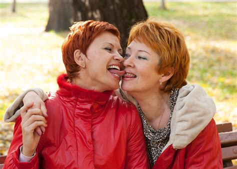 Two Redheads Two Tongues Scrolller