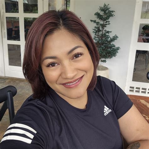 Random Beauty By Hollie