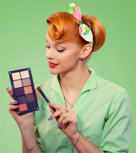12 Best Eyeshadows For Green Eyes 2025 Makeup Artist Recommended