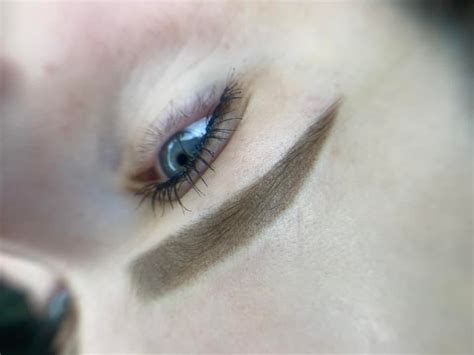 Мастер перманентного макияжа Инна Бондарева Не заходи за контур🙏 ⠀ В перманентном макияже губ