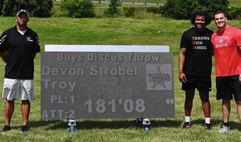 Troys Devon Strobel Wins D I Discus Title Baker Green Sellers All