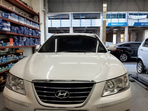 Nf 소나타 자동차 사이드미러가 접히지 않음 Nf 쏘나타 백밀러 폴딩 모터 기어 고장 수리자동차 백밀러 안 접히는 고장 수리자동차 사이드미러 접힘 안되는 고장 수리