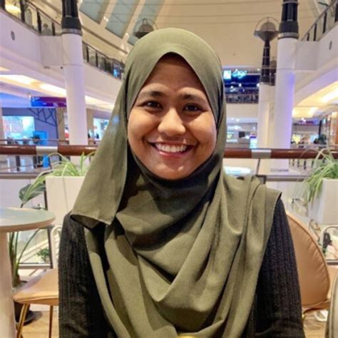 Sahira SABRI Postgraduate Babe By Research Master Of Social Work Universiti Sains