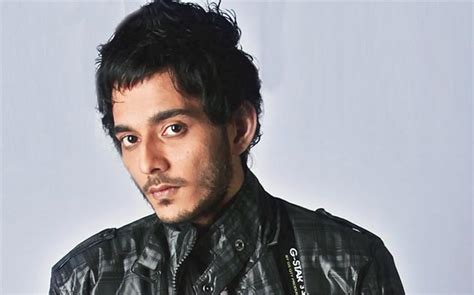 Tippu Singer Age Height Weight Wife Net Worth And Bio Celebrityhow