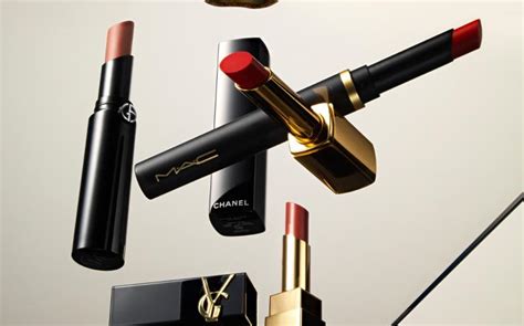 신상 보러갈래 립스틱 맛집에 신제품 들어왔대 하퍼스 바자 코리아