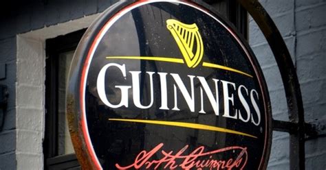 영국 펍에서 기네스 흑맥주 확보 비상 걸린 이유는