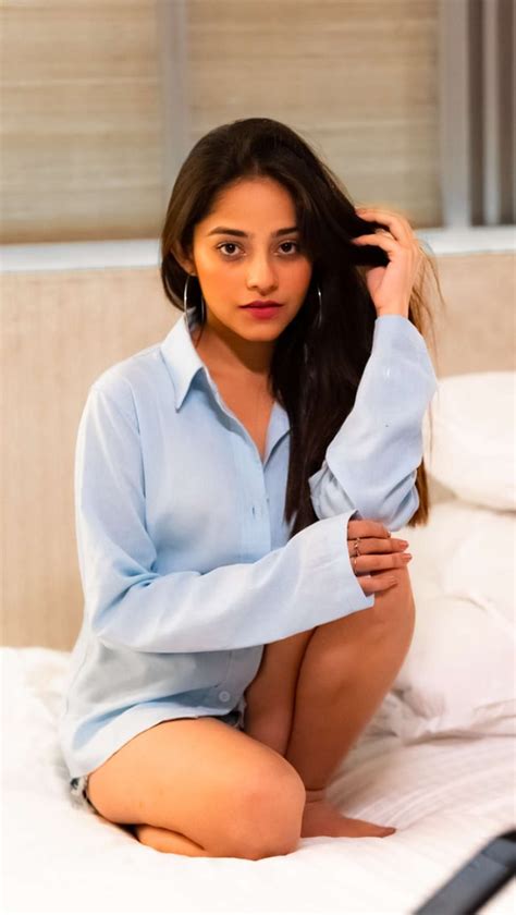 Riya Verma Rbeautifuldesimodels