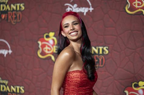 Kylie Cantrall Talks About Playing Red In Descendants The Rise Of Red