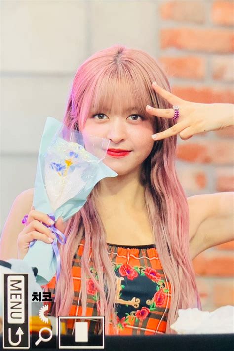 치코☘️ On Twitter 230715💗 L O V E 💗 Nmixx 엔믹스 Lily 릴리