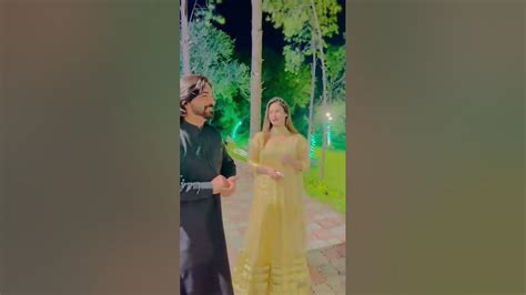 ایاز مندوخیل صنم جان کے ساتھ فل انجوئے کرتے ہوئے۔ ایازمندوخیل صنمجان انجوئے Youtube