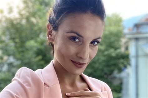 Актрисата Диана Димитрова Бях първият кукер с червило