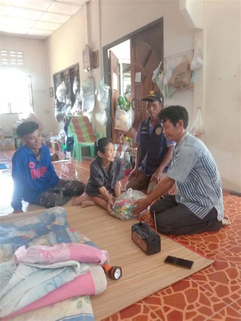 ส่งมอบข้าวสาร อาหารแห้ง ให้แก่ ผู้ป่วยติดเตียง ผู้สูงอายุ และผู้ด้อยโอกาส ในเขตพื้นที่ตำบลฝางคำ