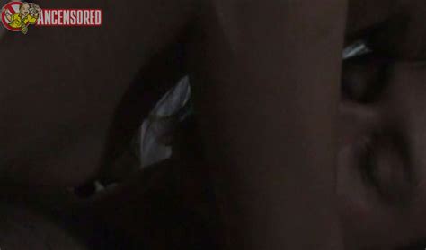 Cyn Dulay Nue Dans Lockout