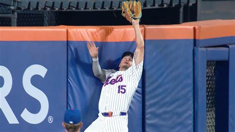Tyrone Taylor Robs Ryan Jeffers Of A Homer In The 7th 07 29 2024
