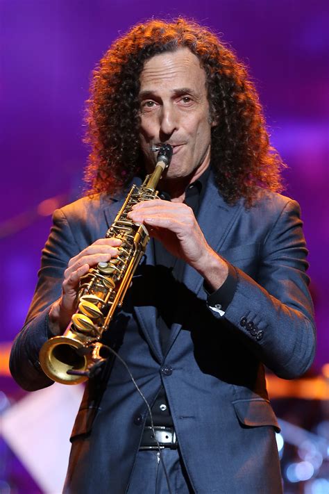 Famous Saxophonist Kenny G Surprises Travelers With A Mid Flight Concert