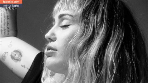 Miley Cyrus Aka MileyCyrus Nude Leaks OnlyFans Photo Faponic