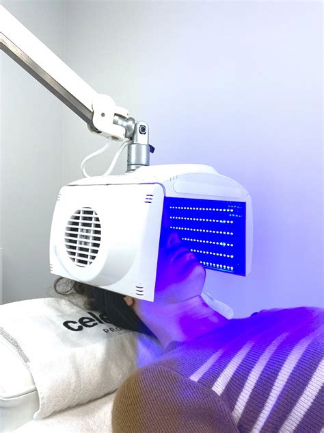 Lichttherapie lamp | celestetic ACADEMY Brussel