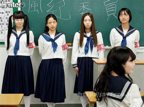 HUNTC 新しい学校の風紀委員リーダーが進学校の真面目過ぎる風紀を取り締まり High quality JAV