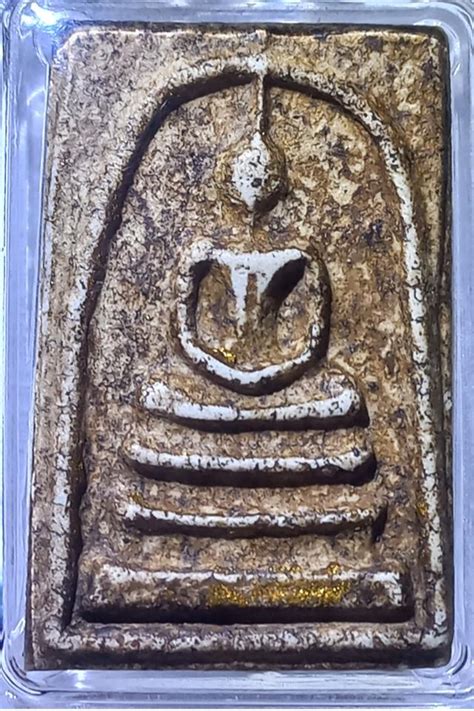 พระสมเด็จวัดระฆังพิมพ์ใหญ่เกศทะลุชุ้มพิมพ์อกวี Ennxo