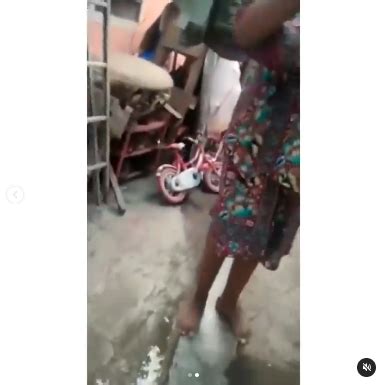 Viral Video Emak-Emak Ngamuk Ditagih Utang Sama Debt Collector, Sampai Mencaci Maki | merdeka.com