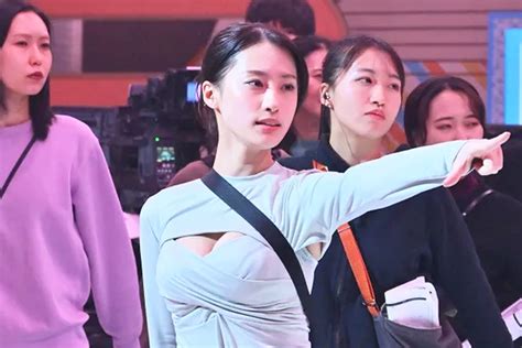 ‘노출 성희롱 논란 터진 드라마 속 여배우 의상 수준 사진