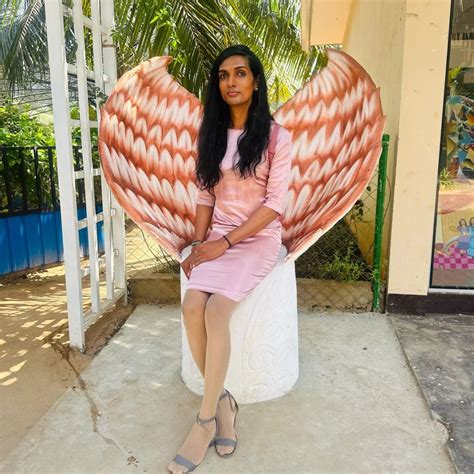 Kirti Jha Kirtijhaffs • Instagram Photos And Videos