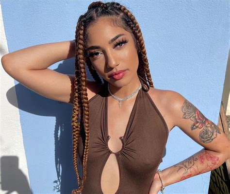 19 Gorgeous Jumbo Knotless Braids Hairstyles In 2025 Zohna