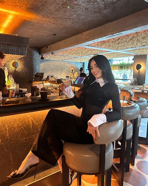 Danielle Ronalds Feet