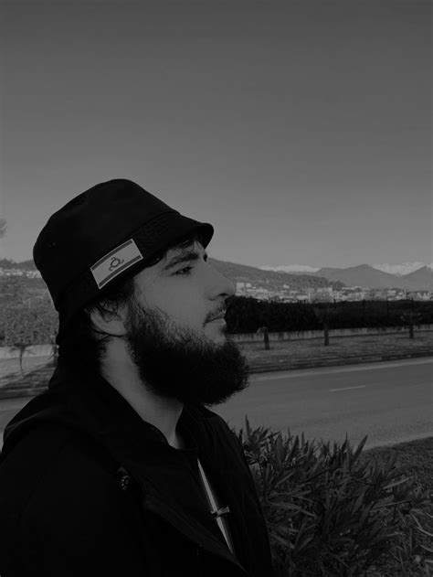 Ингуш мужчина Мужчины