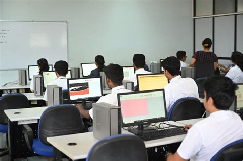 The Frank Anthony Public School Bengaluru Computer Laboratory