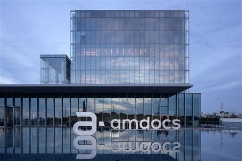 amdocs campus — kasher design כשר תקשורת חזותית