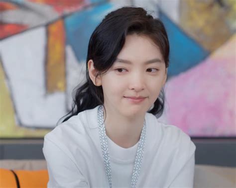 Xiaowei Yes Instagram Twitter And Facebook On Idcrawl