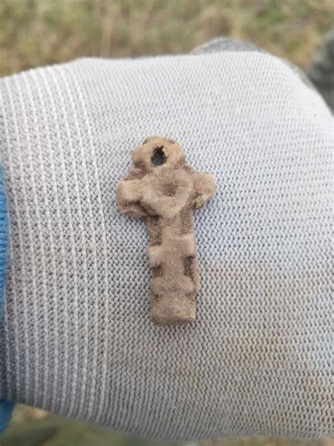 Необычный крестик. - Определение находок - Форум кладоискателей ...