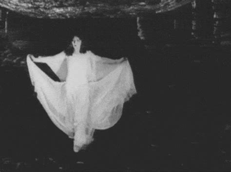 Легенды ретро кино на анимированных фото Гарольд Ллойд Бастер Китон Грета Гарбо картинки