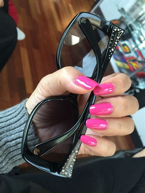 Cnd Shellac Nails On Natural Nails Diy Shellac Nails Cnd Shellac