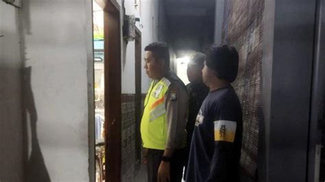 Cewek Open Bo Asal Surabaya Dibunuh Pelanggannya Di Kamar Kos Ditemukan Tergeletak Tanpa Busana