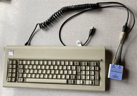 Keyboards Ibm Model F Xt Is Typing Random Characters What Cable Is This Retrocomputing