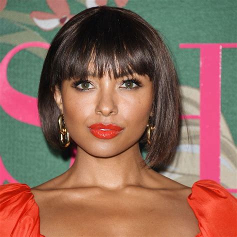 24 Wedge Haircuts For 70s Chic Short Hair Inspiration