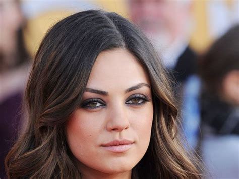 Mila Kunis Eyes Different Colors