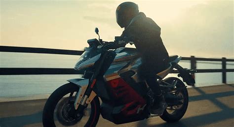 Yadea Kemper Motor Listrik Sport Naked Bertorsi 570 Nm Man Of Wheels