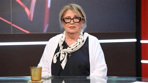 ნინო ფოჩხუა გიორგი გახარიაზე როგორ შეიძლება ენდო ადამიანს რომელმაც კარიერის პიკში მყოფმა