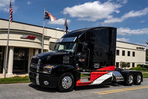 Fleet management portal gathers critical data about trucks