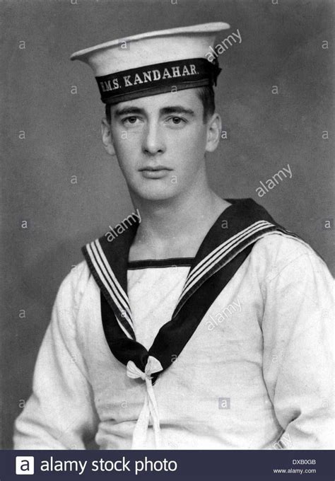 I Love Sailor Suits The Crisper The Better R Nauticalaesthetic