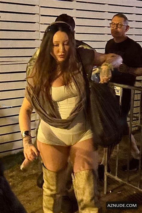 Noah Cyrus Sexy Spotted Flaunting Her Hot Big Booty As She Attends At