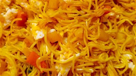 মুরগির মাংস ও ডিম দিয়ে খুব সহজে নুডুলস রান্না। Recipe Cooking Food