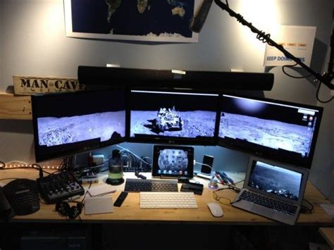 Ideas Of Stylish Computer Room For Business Simple Stylish Computer Room Design With Three