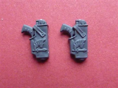 Space Marine Dark Angels Ravenwing Knights 2 X Bolt Pistol In Holster