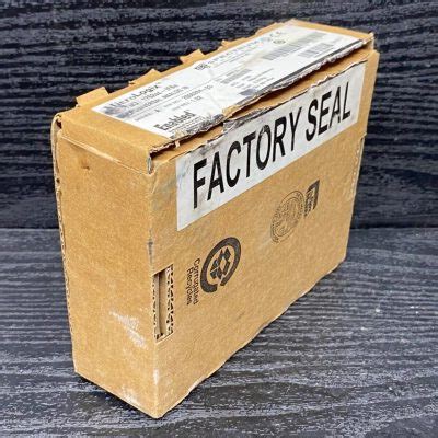 MICROLOGIX Eight Channel Universal Analog Input Current Voltage Allen Bradley PanelView