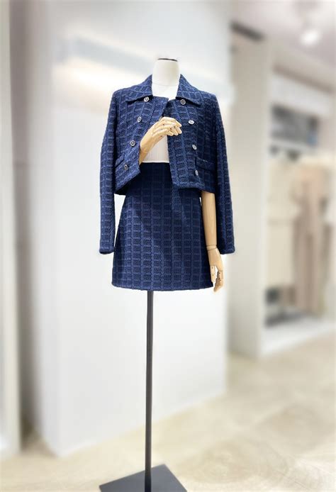 잇미샤 잇미샤 레이스 크롭 자켓 스커트 셋업 Itm8wjk600itm8wsk600 위시버킷