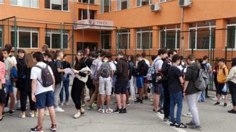 Започва подаване на заявления за кандидатстване след 7 клас Новини